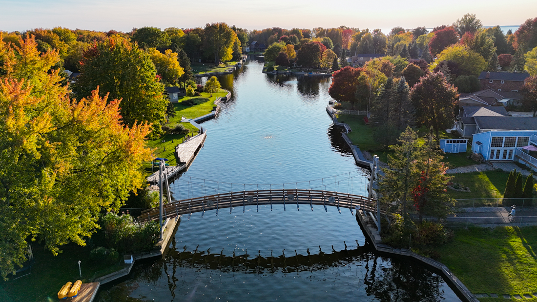 Lagoon City Pedestrian Bridge - Tatham Engineering